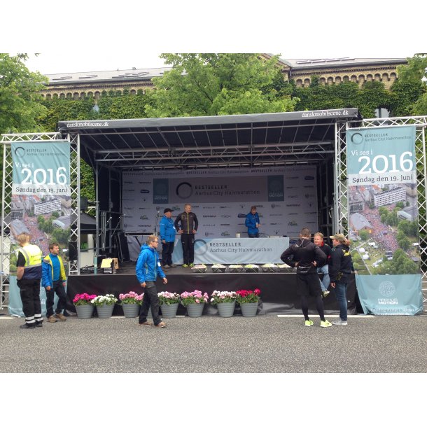 LEJ EN SCENE - STAGEMOBIL L, LARGE MOBILSCENE PÅ 42m2 FRA DANSK ...